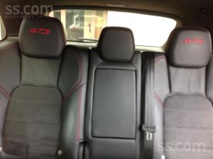 Grey Porsche Cayenne 2011 in Talsi, with an engine capacity of 3.00 L and mileage of 202 thousand km for 18900 €, photo 11 on AUTOMOTO.COM.LV