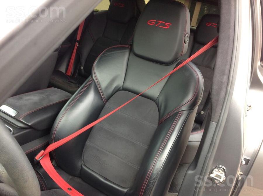 Grey Porsche Cayenne 2011 in Talsi, with an engine capacity of 3.00 L and mileage of 202 thousand km for 18900 €, photo 14 on AUTOMOTO.COM.LV