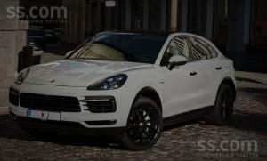 Pelēks Porsche Cayenne 2019 Rīga, ar dzinēja tilpumu 3.00 L un nobraukumu 0 tūkst. km par 55000 €, foto  vietnē AUTOMOTO.COM.LV
