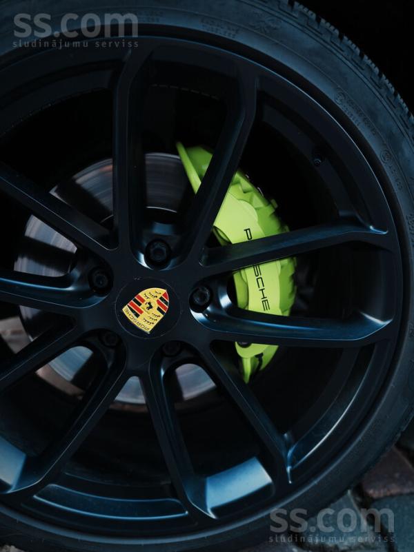 Pelēks Porsche Cayenne 2019 Rīga, ar dzinēja tilpumu 3.00 L un nobraukumu 0 tūkst. km par 55000 €, foto 8 vietnē AUTOMOTO.COM.LV
