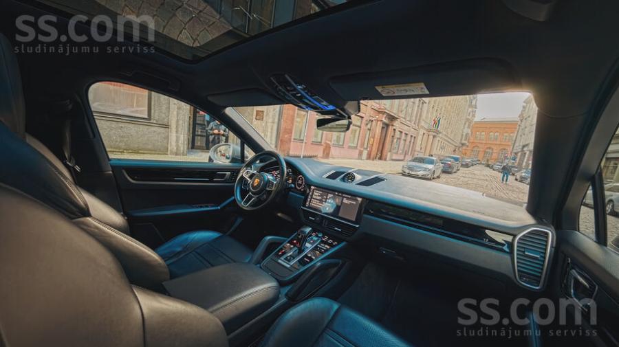 Pelēks Porsche Cayenne 2019 Rīga, ar dzinēja tilpumu 3.00 L un nobraukumu 0 tūkst. km par 55000 €, foto 11 vietnē AUTOMOTO.COM.LV