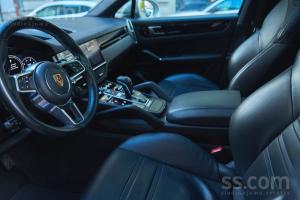 Pelēks Porsche Cayenne 2019 Rīga, ar dzinēja tilpumu 3.00 L un nobraukumu 0 tūkst. km par 55000 €, foto 13 vietnē AUTOMOTO.COM.LV