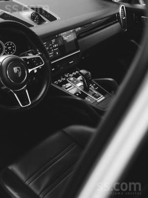 Pelēks Porsche Cayenne 2019 Rīga, ar dzinēja tilpumu 3.00 L un nobraukumu 0 tūkst. km par 55000 €, foto 14 vietnē AUTOMOTO.COM.LV