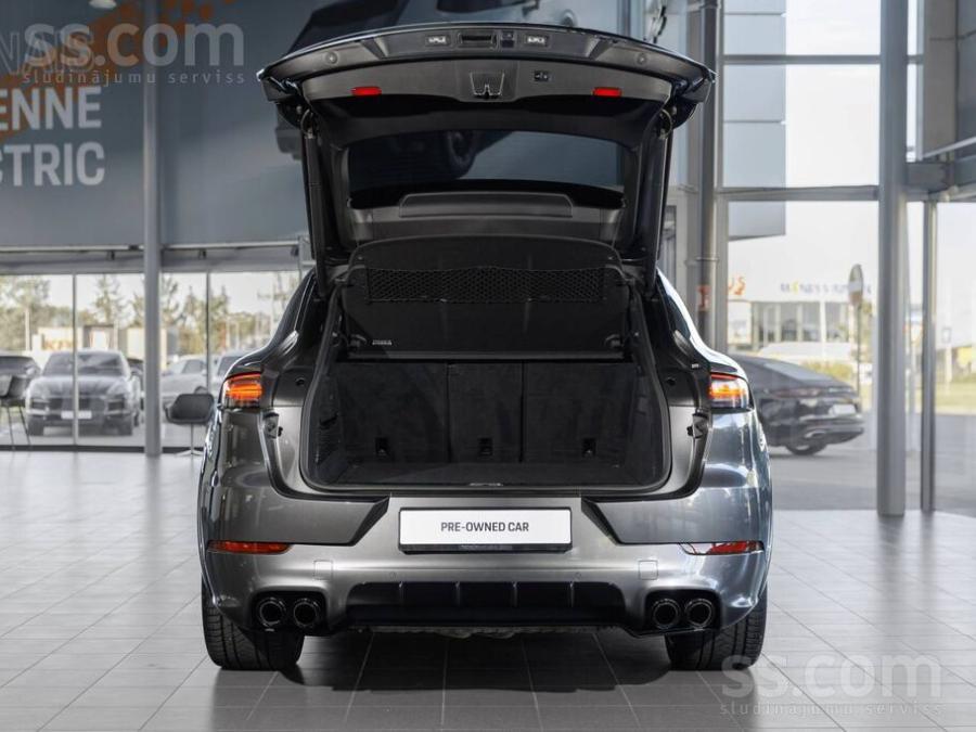 Pelēks Porsche Cayenne 2020 Rīga, ar dzinēja tilpumu 3.00 L un nobraukumu 88 tūkst. km par 59000 €, foto 15 vietnē AUTOMOTO.COM.LV