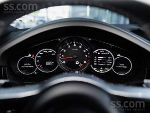 Pelēks Porsche Cayenne 2020 Rīga, ar dzinēja tilpumu 3.00 L un nobraukumu 88 tūkst. km par 59000 €, foto 29 vietnē AUTOMOTO.COM.LV