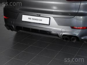 Pelēks Porsche Cayenne 2020 Rīga, ar dzinēja tilpumu 3.00 L un nobraukumu 88 tūkst. km par 59000 €, foto 36 vietnē AUTOMOTO.COM.LV