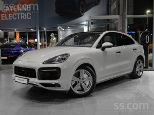 Pelēks Porsche Cayenne 2021 Rīga, ar dzinēja tilpumu 3.00 L un nobraukumu 81 tūkst. km par 72000 €, foto  vietnē AUTOMOTO.COM.LV