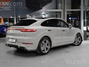 Pelēks Porsche Cayenne 2021 Rīga, ar dzinēja tilpumu 3.00 L un nobraukumu 81 tūkst. km par 72000 €, foto 4 vietnē AUTOMOTO.COM.LV