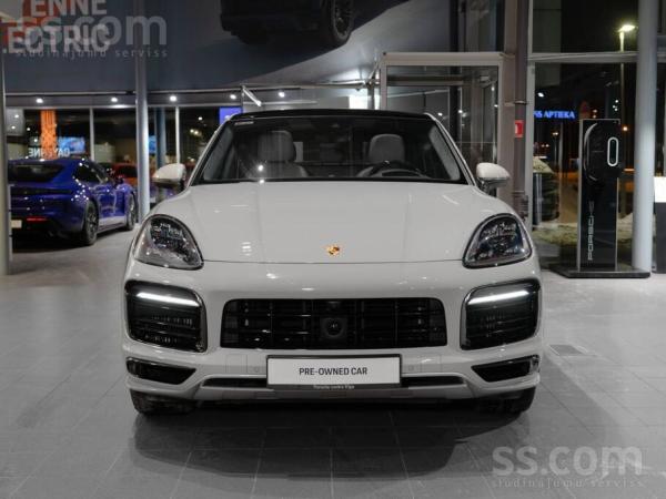 Pelēks Porsche Cayenne 2021 Rīga, ar dzinēja tilpumu 3.00 L un nobraukumu 81 tūkst. km par 72000 €, foto 9 vietnē AUTOMOTO.COM.LV