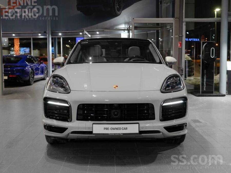 Pelēks Porsche Cayenne 2021 Rīga, ar dzinēja tilpumu 3.00 L un nobraukumu 81 tūkst. km par 72000 €, foto 10 vietnē AUTOMOTO.COM.LV