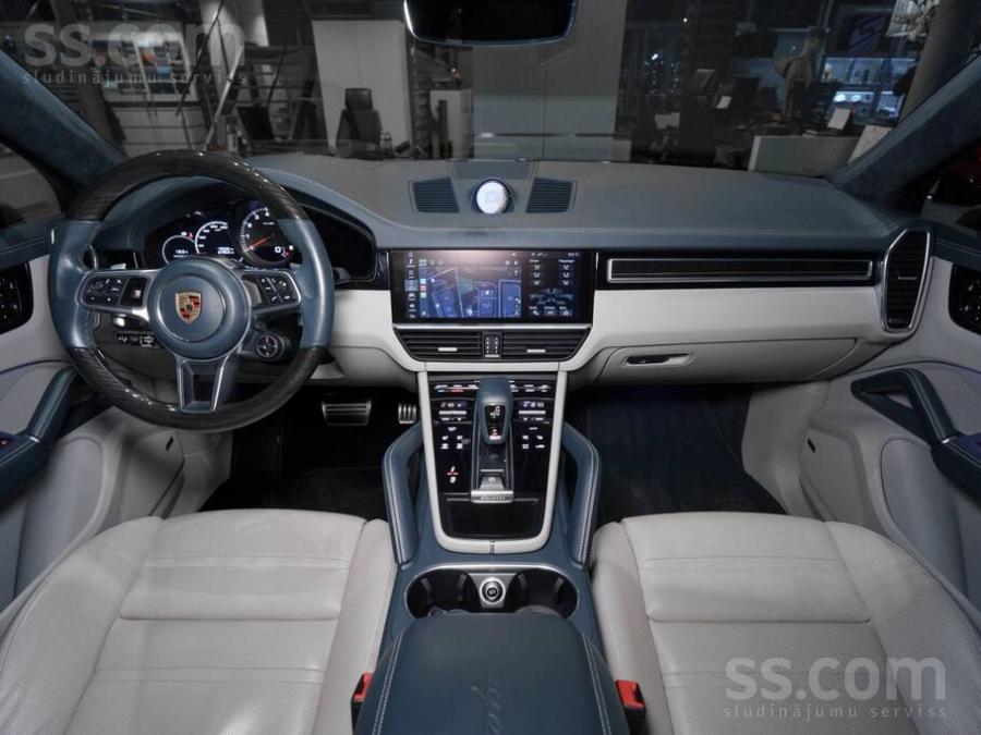 Pelēks Porsche Cayenne 2021 Rīga, ar dzinēja tilpumu 3.00 L un nobraukumu 81 tūkst. km par 72000 €, foto 21 vietnē AUTOMOTO.COM.LV