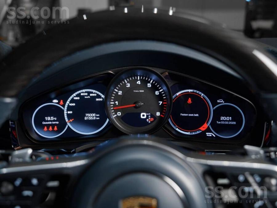 Pelēks Porsche Cayenne 2021 Rīga, ar dzinēja tilpumu 3.00 L un nobraukumu 81 tūkst. km par 72000 €, foto 32 vietnē AUTOMOTO.COM.LV