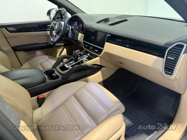 Pelēks Porsche Cayenne 2022 Tartu, ar dzinēja tilpumu 3.00 L un nobraukumu 129 tūkst. km par 77900 €, foto 9 vietnē AUTOMOTO.COM.LV
