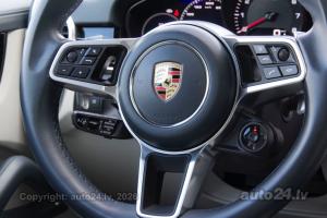 Grey Porsche Cayenne 2022 in Tallinn, with an engine capacity of 3.00 L and mileage of 87 thousand km for 75900 €, photo 11 on AUTOMOTO.COM.LV