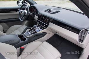 Grey Porsche Cayenne 2022 in Tallinn, with an engine capacity of 3.00 L and mileage of 87 thousand km for 75900 €, photo 14 on AUTOMOTO.COM.LV