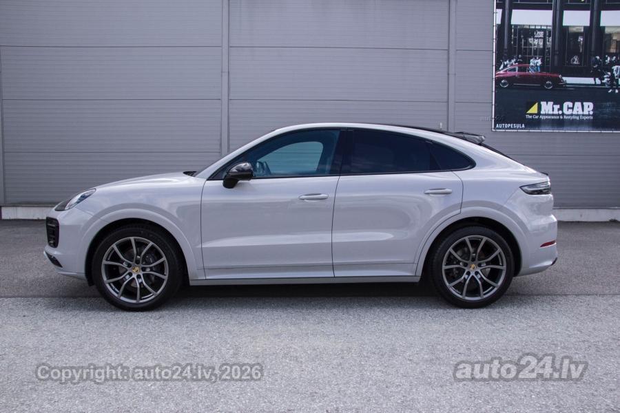 Grey Porsche Cayenne 2022 in Tallinn, with an engine capacity of 3.00 L and mileage of 87 thousand km for 75900 €, photo 30 on AUTOMOTO.COM.LV