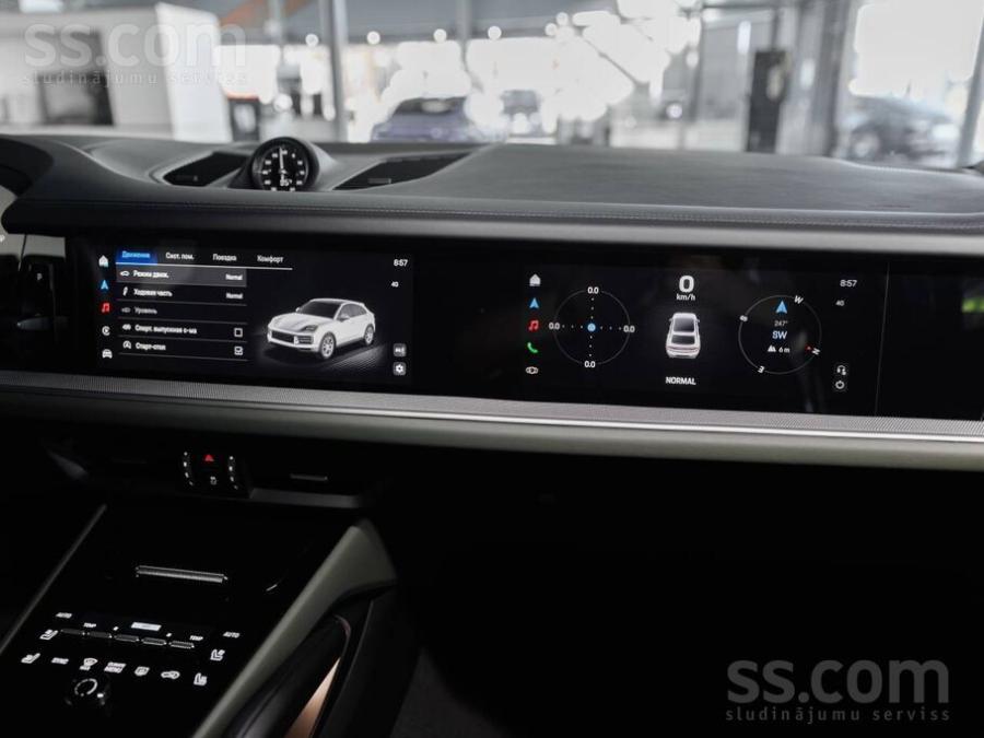 Серый Порше Каен 2023 в Рига, объемом двигателя 4.00 л и пробегом 33 тыс. км за 99000 €, фото 23 на AUTOMOTO.COM.LV