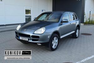 Grey Porsche Cayenne 2003 in Vilnius, with an engine capacity of 4.51 L and mileage of 283 thousand km for 3450 €, photo  on AUTOMOTO.COM.LV