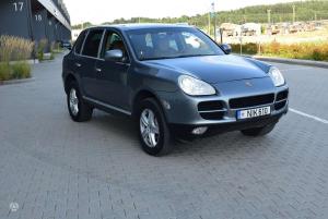 Grey Porsche Cayenne 2003 in Vilnius, with an engine capacity of 4.51 L and mileage of 283 thousand km for 3450 €, photo 4 on AUTOMOTO.COM.LV