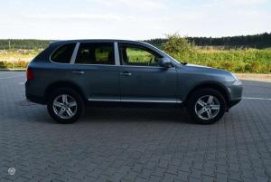 Grey Porsche Cayenne 2003 in Vilnius, with an engine capacity of 4.51 L and mileage of 283 thousand km for 3450 €, photo 5 on AUTOMOTO.COM.LV