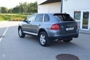 Grey Porsche Cayenne 2003 in Vilnius, with an engine capacity of 4.51 L and mileage of 283 thousand km for 3450 €, photo 8 on AUTOMOTO.COM.LV