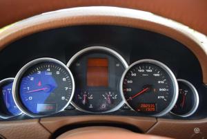 Grey Porsche Cayenne 2003 in Vilnius, with an engine capacity of 4.51 L and mileage of 283 thousand km for 3450 €, photo 19 on AUTOMOTO.COM.LV