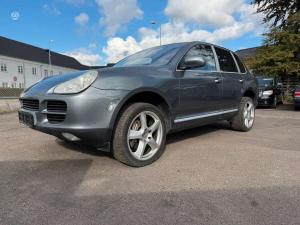 Grey Porsche Cayenne 2004 in Vilnius, with an engine capacity of 4.51 L and mileage of 208 thousand km for 4900 €, photo 2 on AUTOMOTO.COM.LV