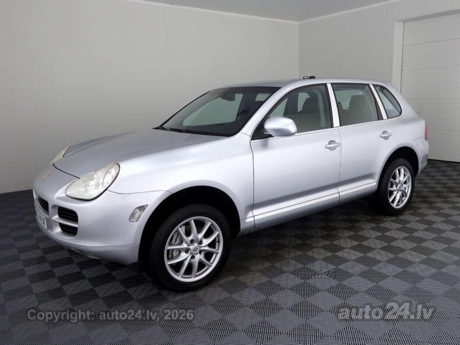 Grey Porsche Cayenne 2004 in Tallinn, with an engine capacity of 4.50 L and mileage of 156 thousand km for 3999 €, photo 2 on AUTOMOTO.COM.LV