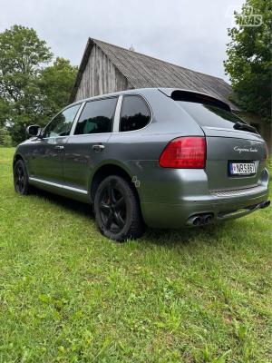 Grey Porsche Cayenne 2004 in Moletai, with an engine capacity of 4.50 L and mileage of 352 thousand km for 3200 €, photo 8 on AUTOMOTO.COM.LV