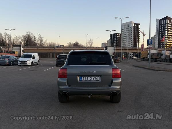 Grey Porsche Cayenne 2005 in Tallinn, with an engine capacity of 4.50 L and mileage of 287 thousand km for 9500 €, photo 4 on AUTOMOTO.COM.LV
