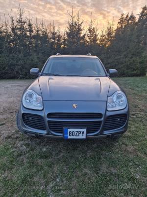 Pelēks Porsche Cayenne 2005 Tallina, ar dzinēja tilpumu 4.50 L un nobraukumu 245 tūkst. km par 5700 €, foto 6 vietnē AUTOMOTO.COM.LV