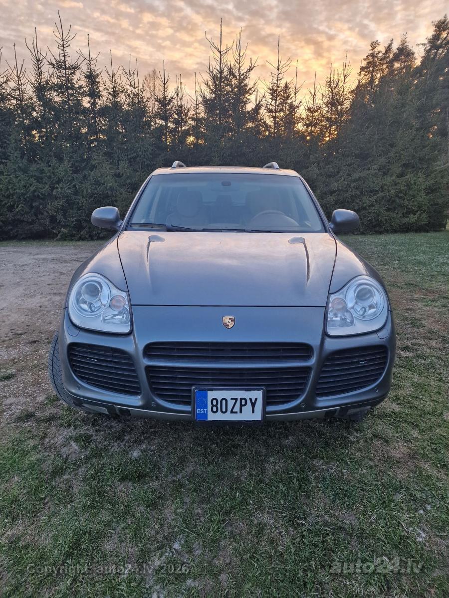 Pelēks Porsche Cayenne 2005 Tallina, ar dzinēja tilpumu 4.50 L un nobraukumu 245 tūkst. km par 5700 €, foto 6 vietnē AUTOMOTO.COM.LV