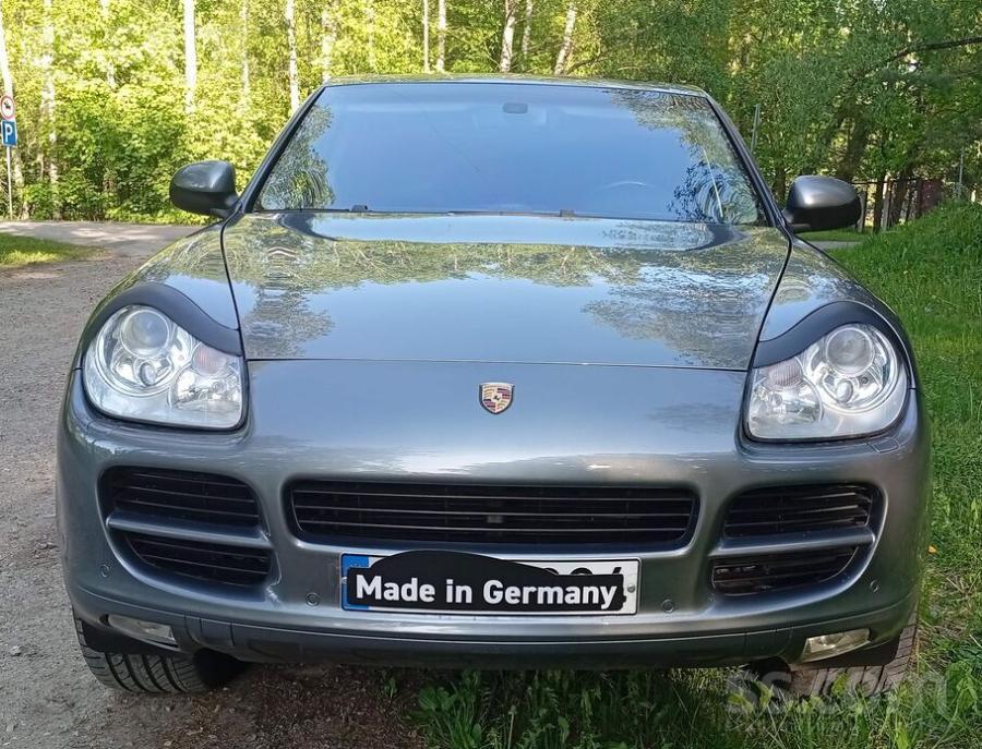 Pelēks Porsche Cayenne 2005 Rīga, ar dzinēja tilpumu 4.50 L un nobraukumu 322 tūkst. km par 8900 €, foto 1 vietnē AUTOMOTO.COM.LV