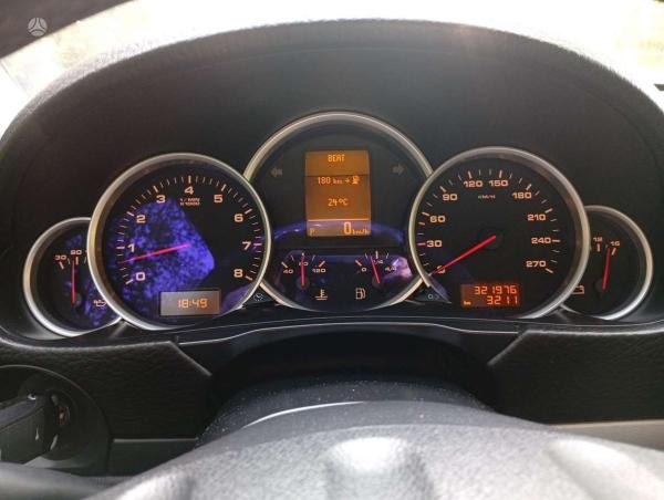 Grey Porsche Cayenne 2005 in Riga, with an engine capacity of 4.50 L and mileage of 322 thousand km for 7100 €, photo 9 on AUTOMOTO.COM.LV