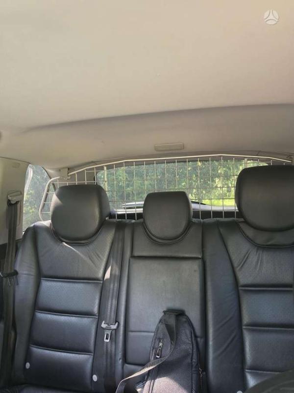 Pelēks Porsche Cayenne 2005 Viļņa, ar dzinēja tilpumu 3.19 L un nobraukumu 268 tūkst. km par 5500 €, foto 7 vietnē AUTOMOTO.COM.LV