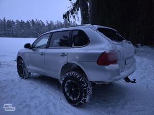 Grey Porsche Cayenne 2006 in Siauliai, with an engine capacity of 4.50 L and mileage of 160 thousand km for 10999 €, photo  on AUTOMOTO.COM.LV