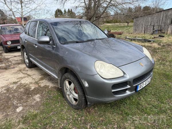 Pelēks Porsche Cayenne 2006 Liepāja, ar dzinēja tilpumu 3.20 L un nobraukumu 360 tūkst. km par 3500 €, foto 2 vietnē AUTOMOTO.COM.LV