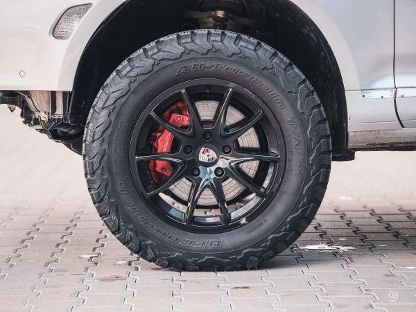 Pelēks Porsche Cayenne 2006 Šauļi, ar dzinēja tilpumu 4.50 L un nobraukumu 160 tūkst. km par 9500 €, foto 8 vietnē AUTOMOTO.COM.LV