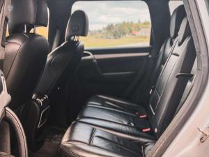 Grey Porsche Cayenne 2006 in Siauliai, with an engine capacity of 4.50 L and mileage of 160 thousand km for 9500 €, photo 23 on AUTOMOTO.COM.LV