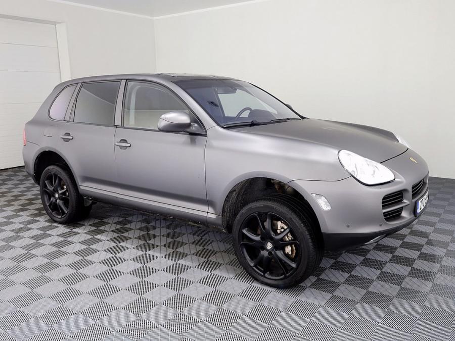 Pelēks Porsche Cayenne 2006 Tallina, ar dzinēja tilpumu 4.50 L un nobraukumu 342 tūkst. km par 1999 €, foto 9 vietnē AUTOMOTO.COM.LV