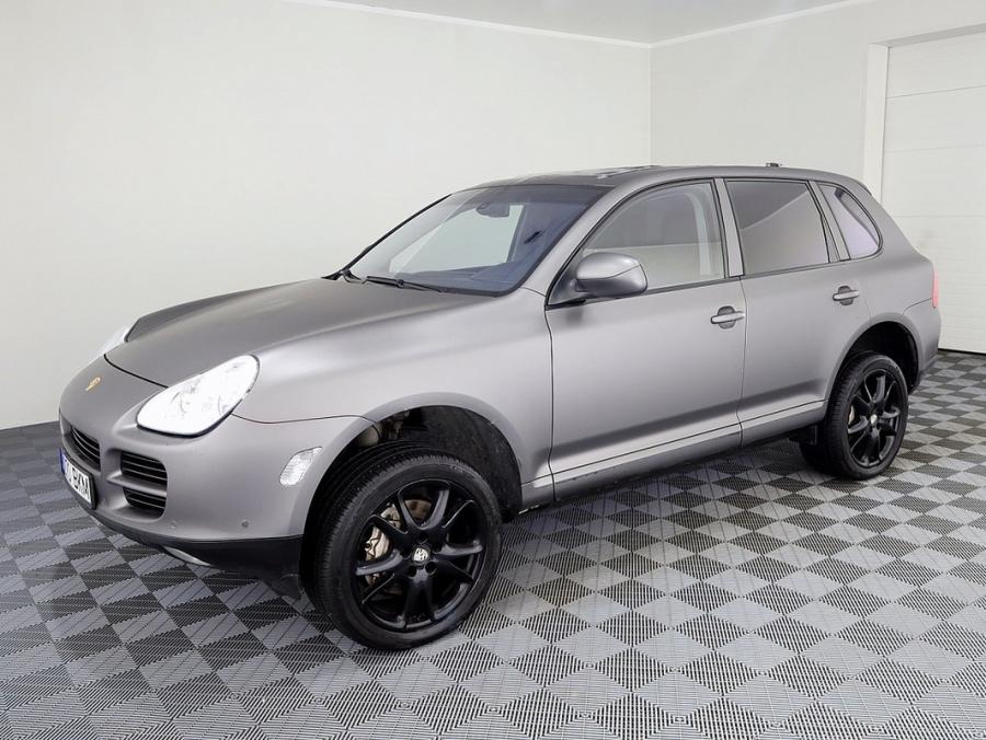 Pelēks Porsche Cayenne 2006 Tallina, ar dzinēja tilpumu 4.50 L un nobraukumu 342 tūkst. km par 1999 €, foto 10 vietnē AUTOMOTO.COM.LV
