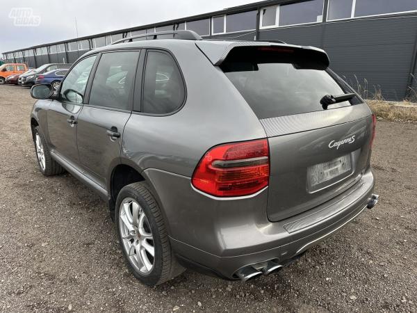 Grey Porsche Cayenne 2007 in Giraite, with an engine capacity of 4.80 L and mileage of 209 thousand km for 5350 €, photo 7 on AUTOMOTO.COM.LV