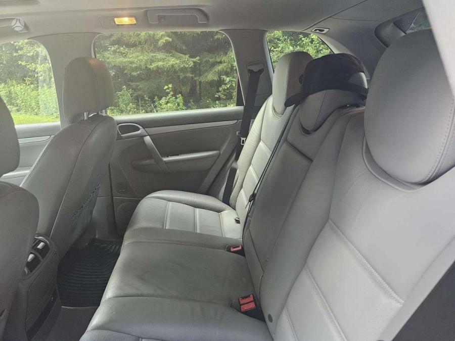 Grey Porsche Cayenne 2008 in Kaunas, with an engine capacity of 3.60 L and mileage of 271 thousand km for 5700 €, photo 16 on AUTOMOTO.COM.LV