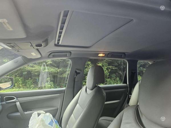 Pelēks Porsche Cayenne 2008 Kauņa, ar dzinēja tilpumu 3.60 L un nobraukumu 256 tūkst. km par 6000 €, foto 6 vietnē AUTOMOTO.COM.LV