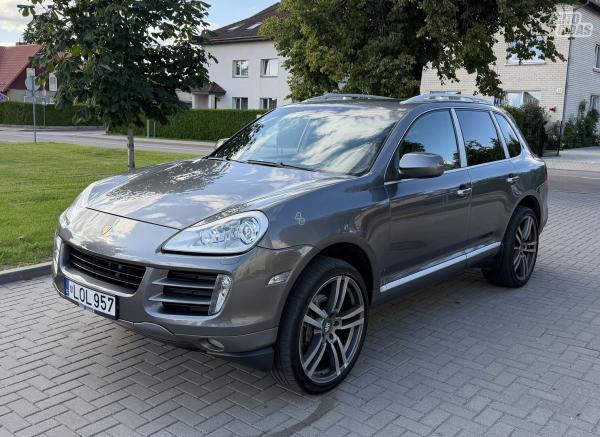 Grey Porsche Cayenne 2008 in Telschi, with an engine capacity of 3.60 L and mileage of 270 thousand km for 9300 €, photo 1 on AUTOMOTO.COM.LV