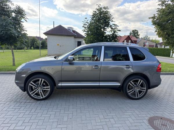 Grey Porsche Cayenne 2008 in Telschi, with an engine capacity of 3.60 L and mileage of 270 thousand km for 9300 €, photo 2 on AUTOMOTO.COM.LV