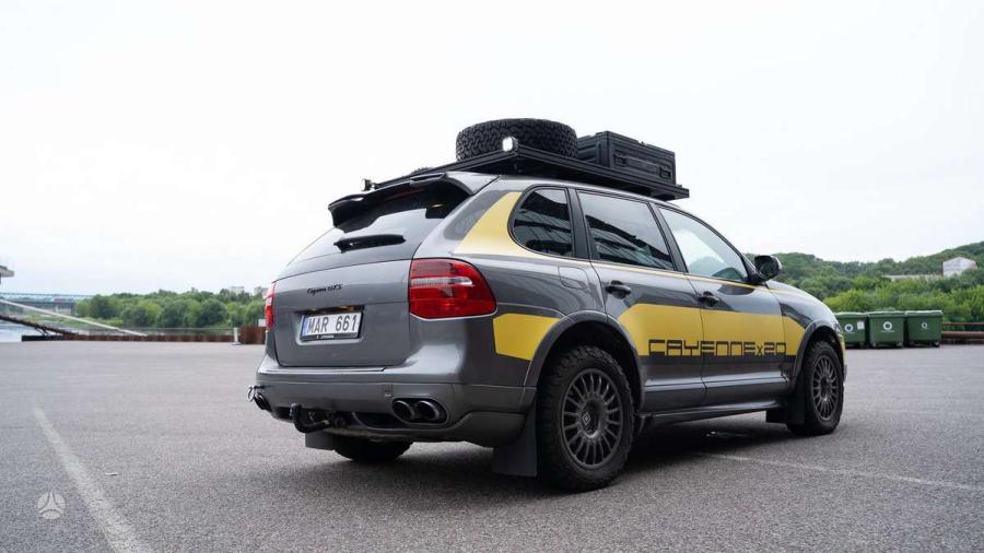 Pelēks Porsche Cayenne 2008 Kauņa, ar dzinēja tilpumu 4.81 L un nobraukumu 167 tūkst. km par 14000 €, foto 3 vietnē AUTOMOTO.COM.LV
