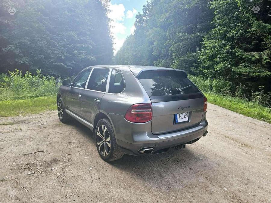 Pelēks Porsche Cayenne 2008 Kauņa, ar dzinēja tilpumu 3.60 L un nobraukumu 256 tūkst. km par 5300 €, foto 5 vietnē AUTOMOTO.COM.LV