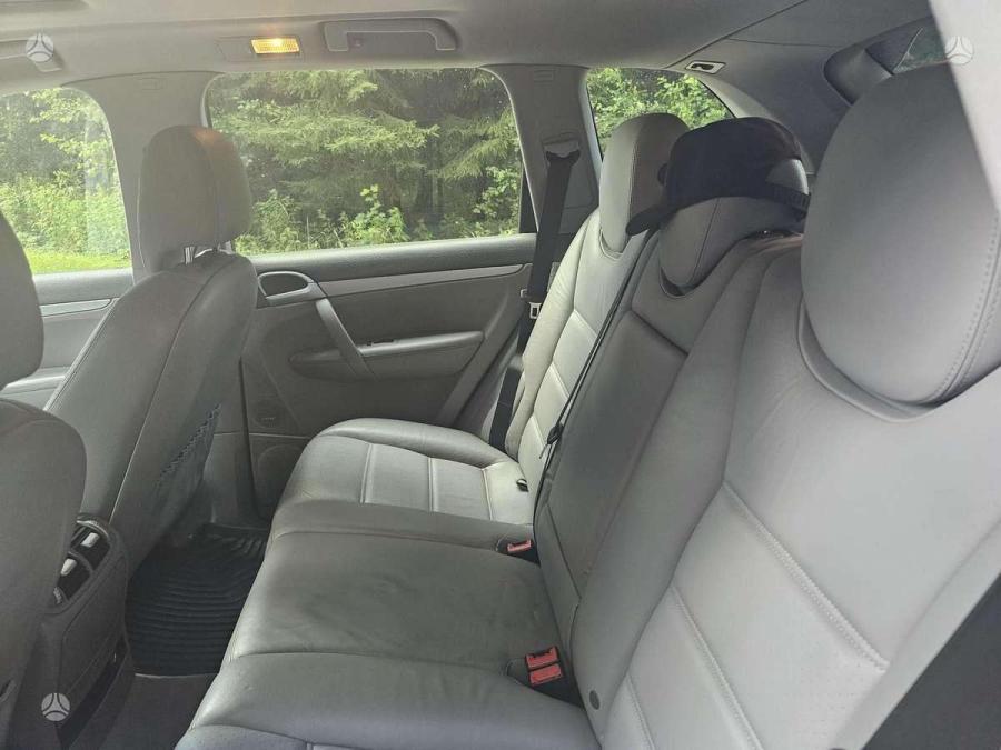 Pelēks Porsche Cayenne 2008 Kauņa, ar dzinēja tilpumu 3.60 L un nobraukumu 256 tūkst. km par 5300 €, foto 9 vietnē AUTOMOTO.COM.LV