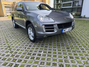 Grey Porsche Cayenne 2009 in Riga, with an engine capacity of 3.00 L and mileage of 319 thousand km for 9990 €, photo 8 on AUTOMOTO.COM.LV